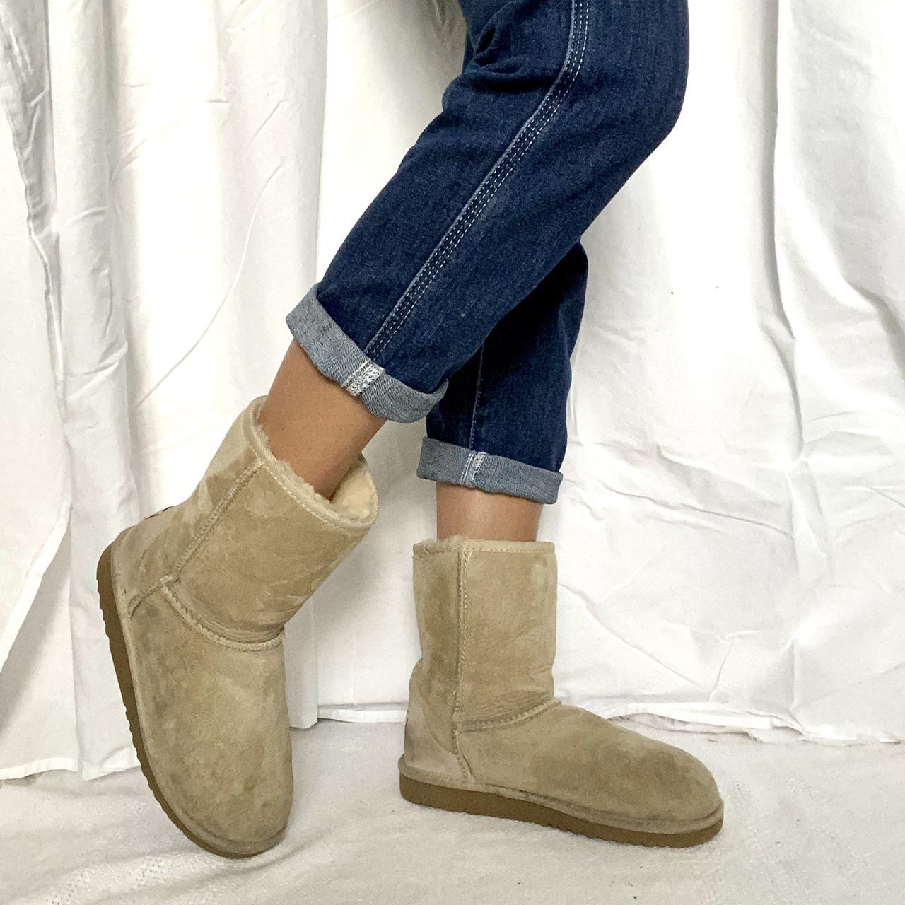 👢Classic UGG boots in Tan/Chestnut Size/Fit: 3Y... - Depop