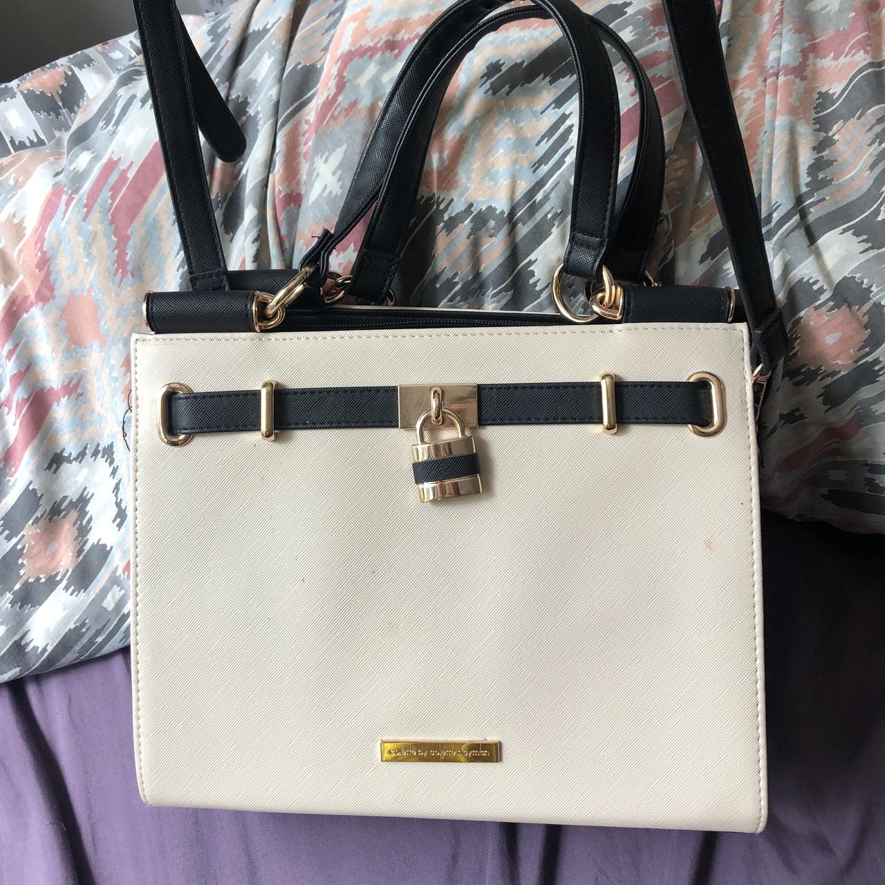 Collette bag, few marks seen in photos, lots of room... - Depop