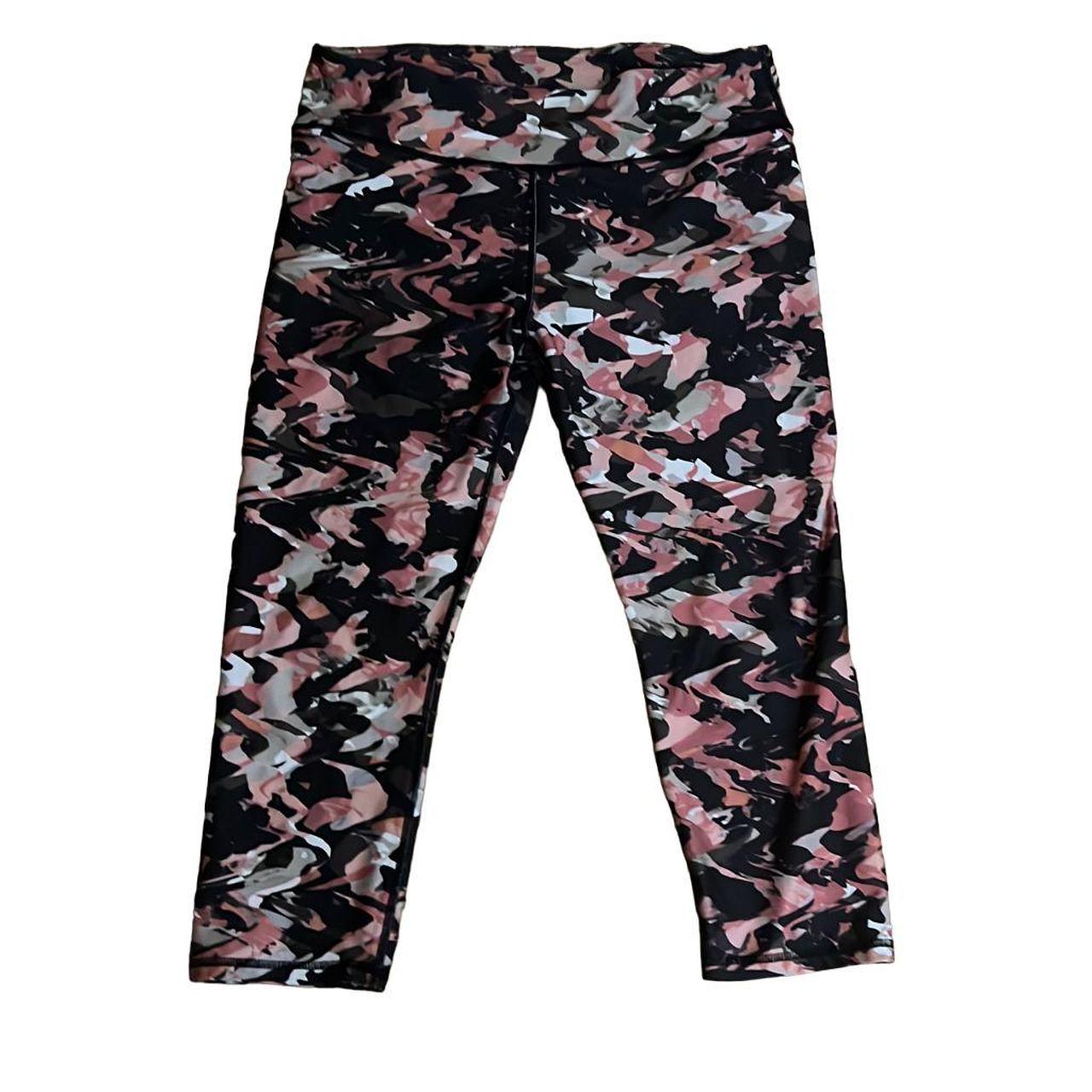 Fabletics Women's Pink Leggings | Depop
