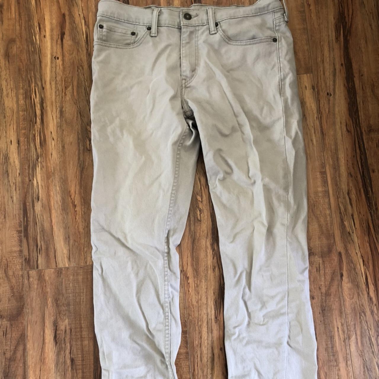 Vintage Levi’s tan colored denim jeans! Looks great... - Depop