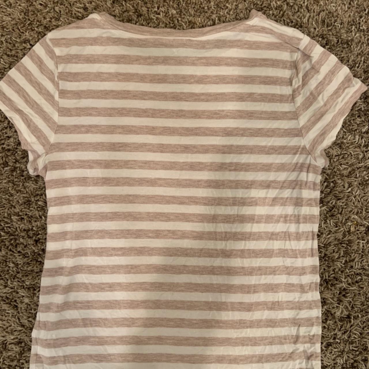 American Eagle Outfitters Women's T-shirt | Depop