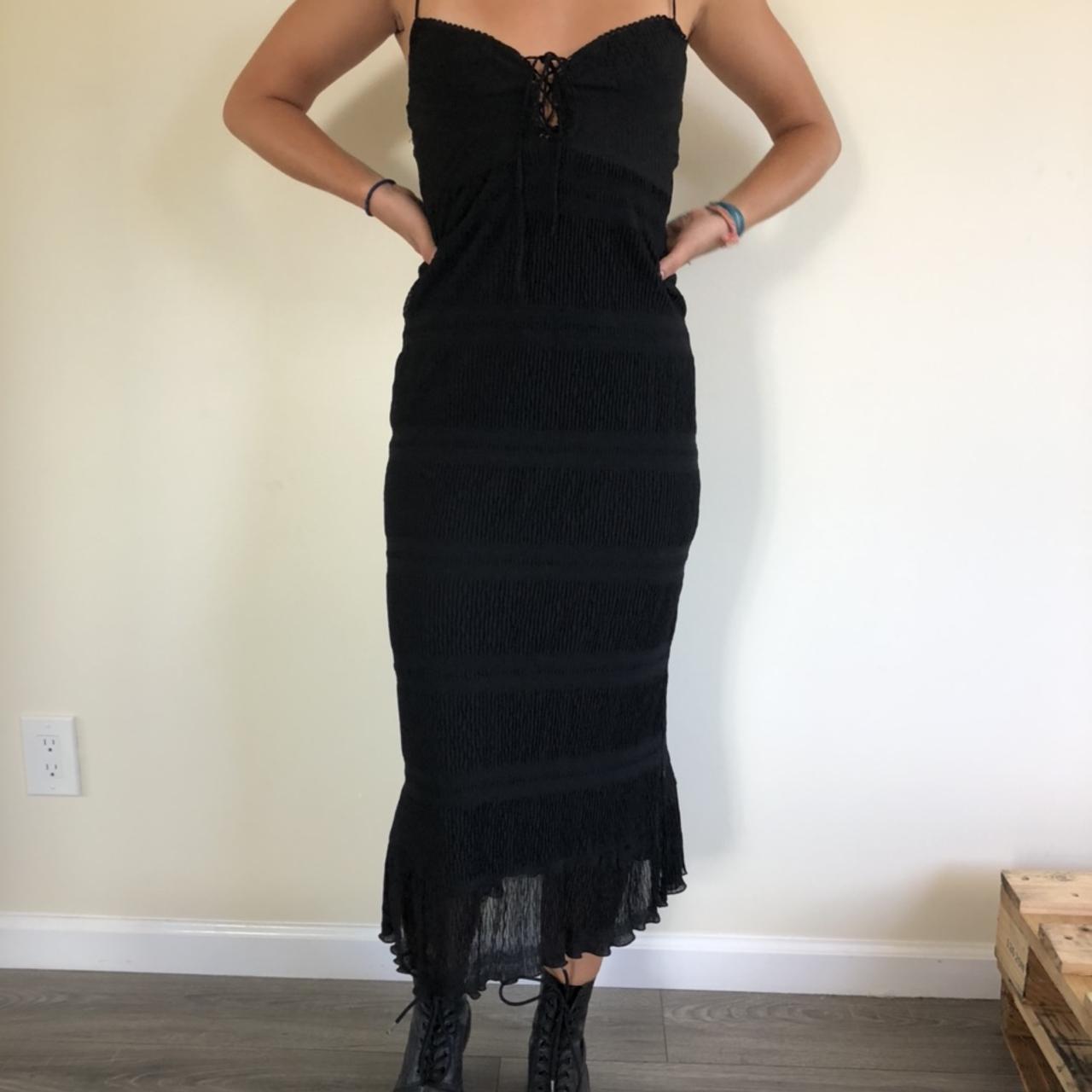 Super Cute Black Midi Dress Size Medium Price Depop