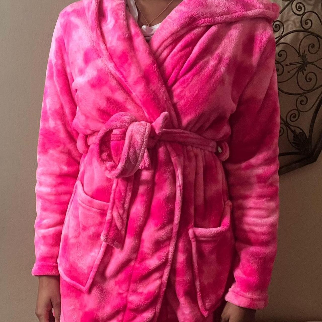 Juicy Couture Women's Pink Robe | Depop