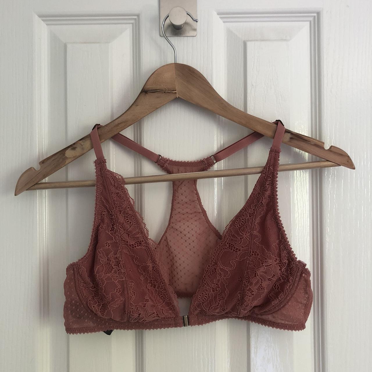 Urban Outfitters lace racerback bra Size M, best... - Depop