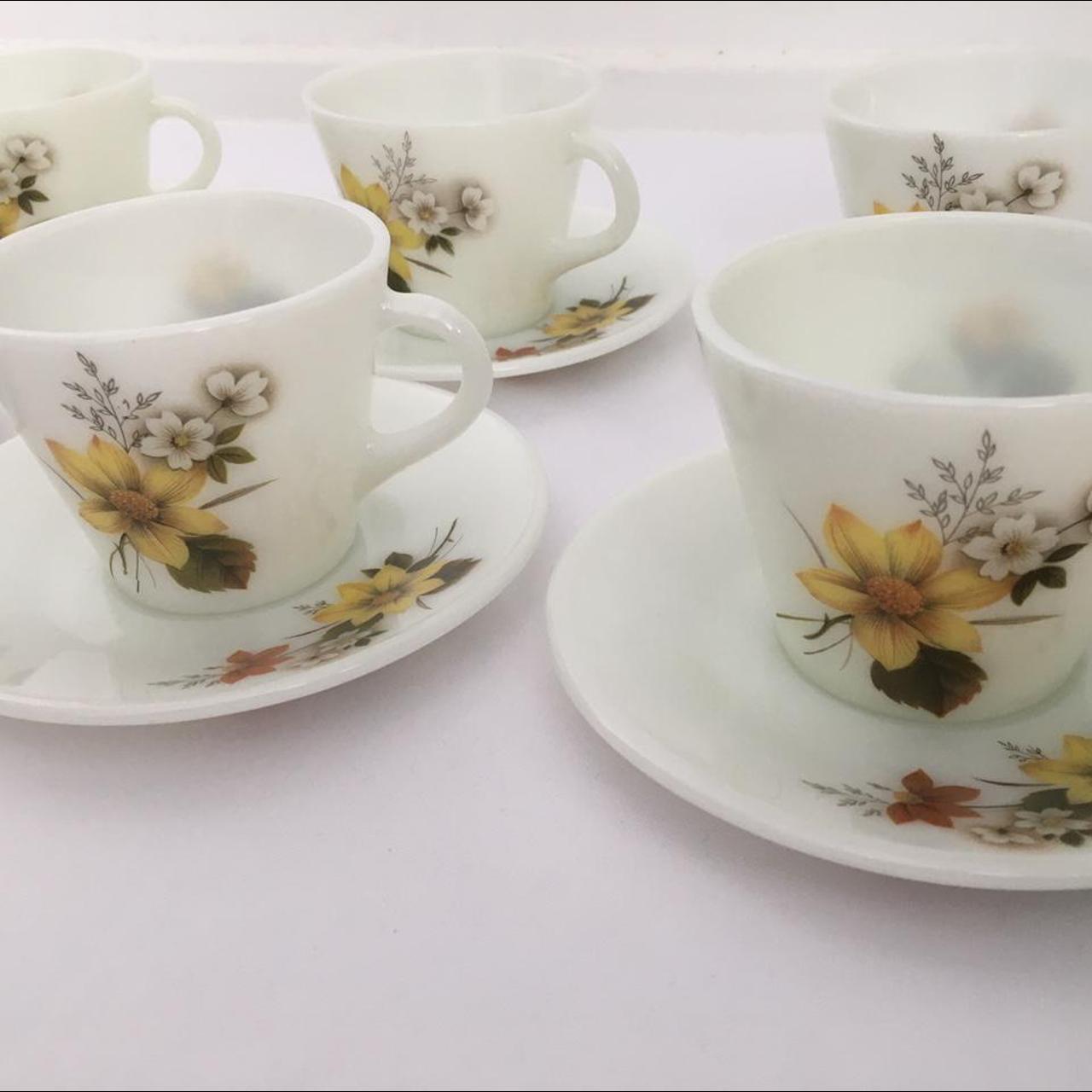 Set of Vintage Pyrex glass breakfast items in Autumn... - Depop