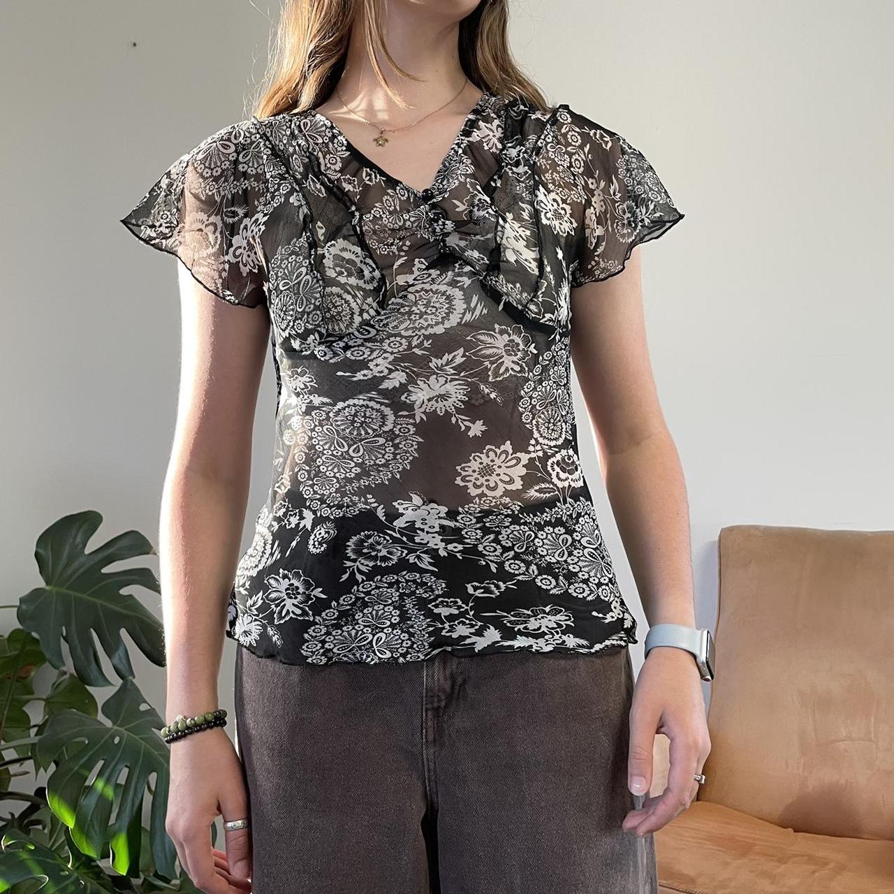 🌀 THE most gorgeous micro mesh top! it has flutter... - Depop