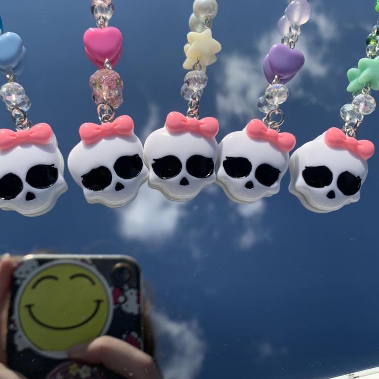 1 for $6 DEFECTIVE CHARM monster high colorful... - Depop