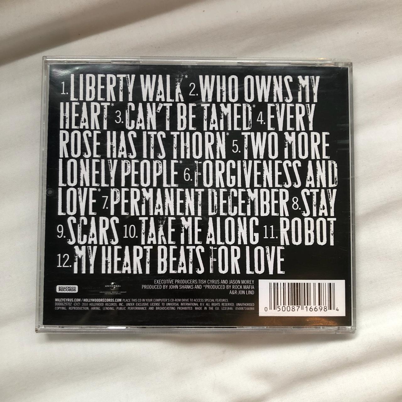 Can’t Be Tamed CD - Miley Cyrus - 2010 Case has a... - Depop