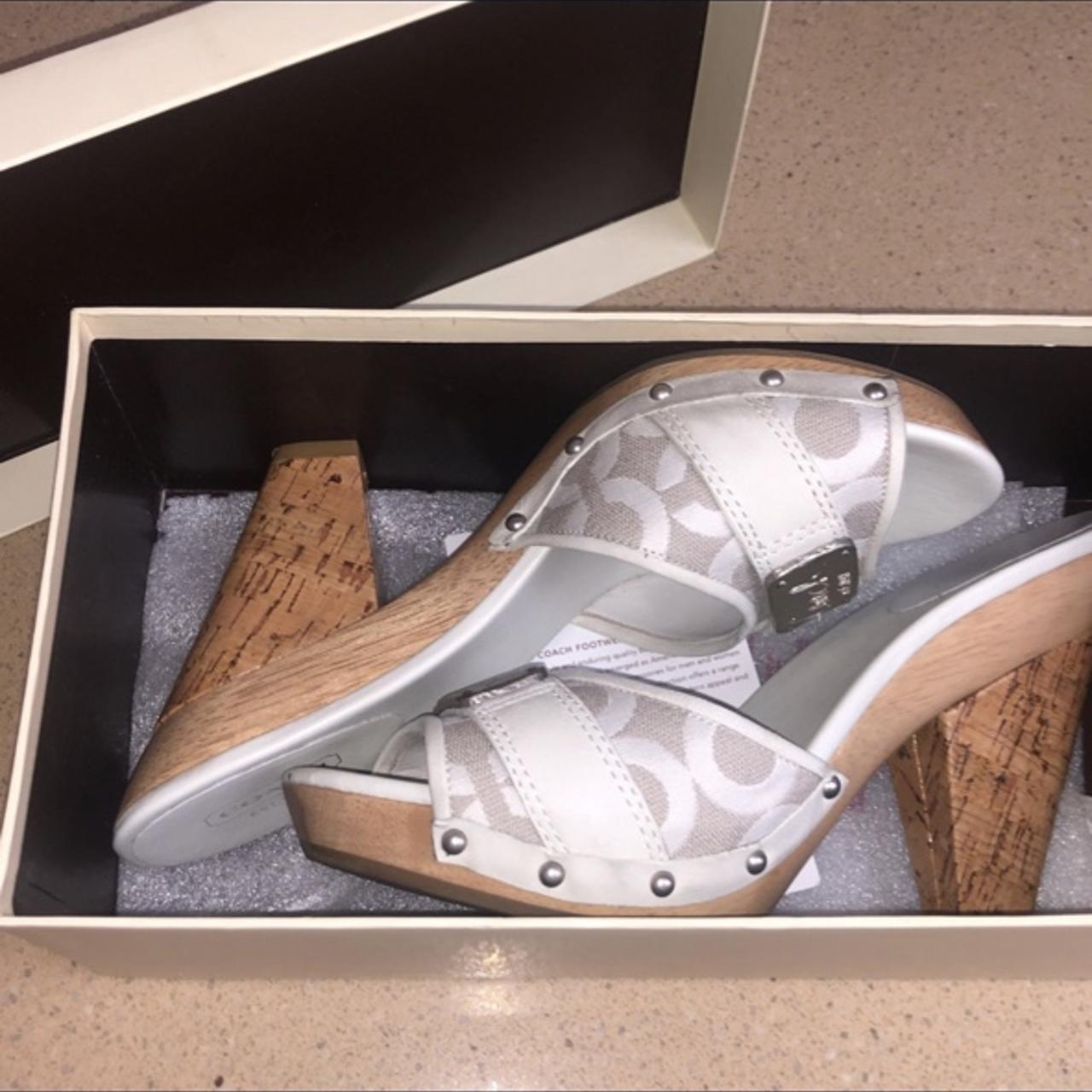 white coach pumps barely worn & in great... - Depop