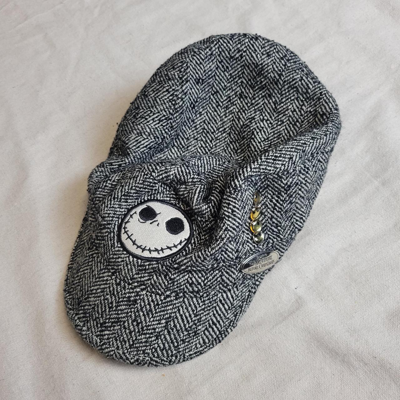 Hot Topic Women's Black and Grey Hat | Depop