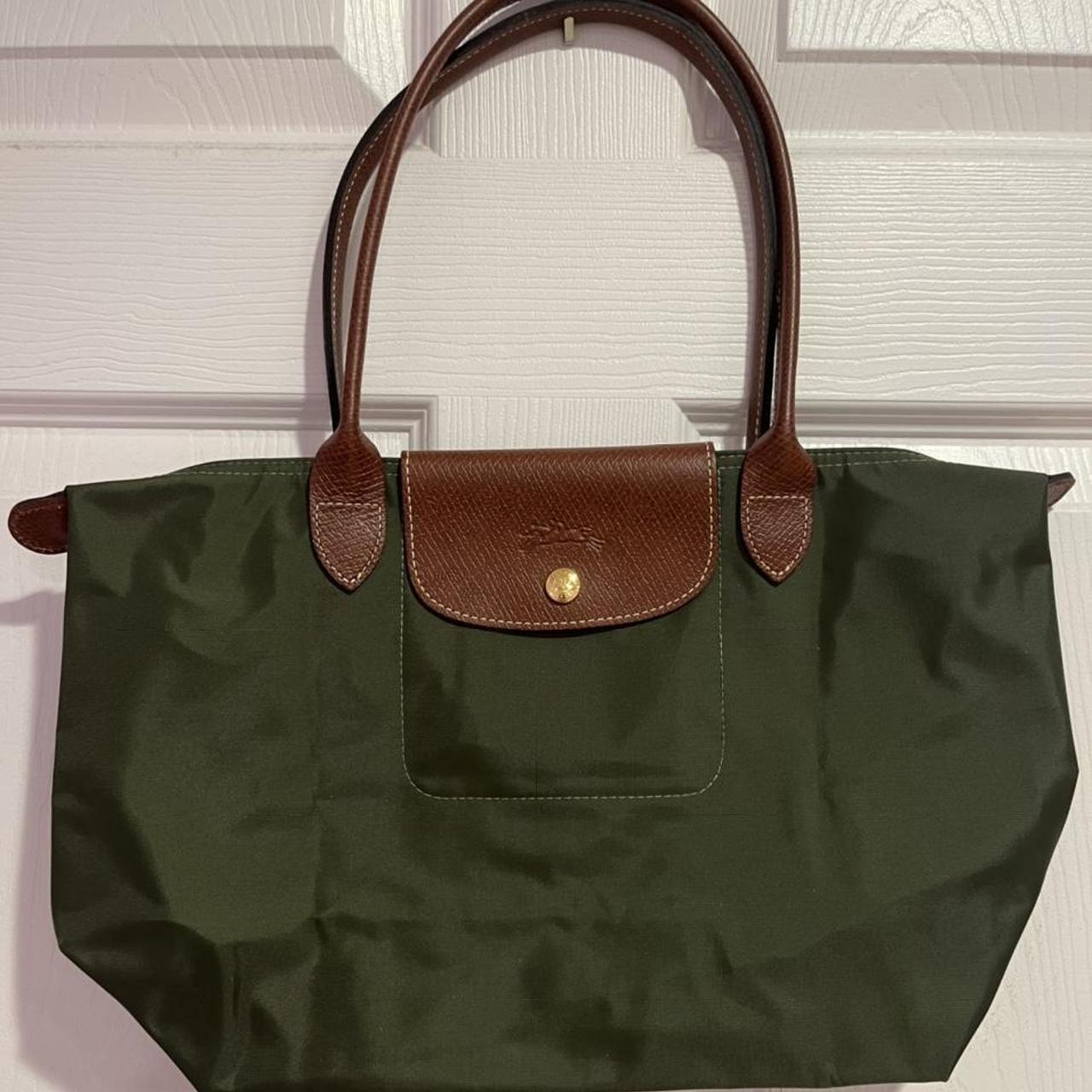 Longchamp le pliage green shoulder bag. Never used. - Depop