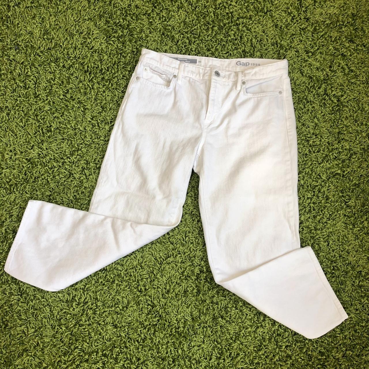 GAP wide leg cropped white pants ~ in very good... - Depop