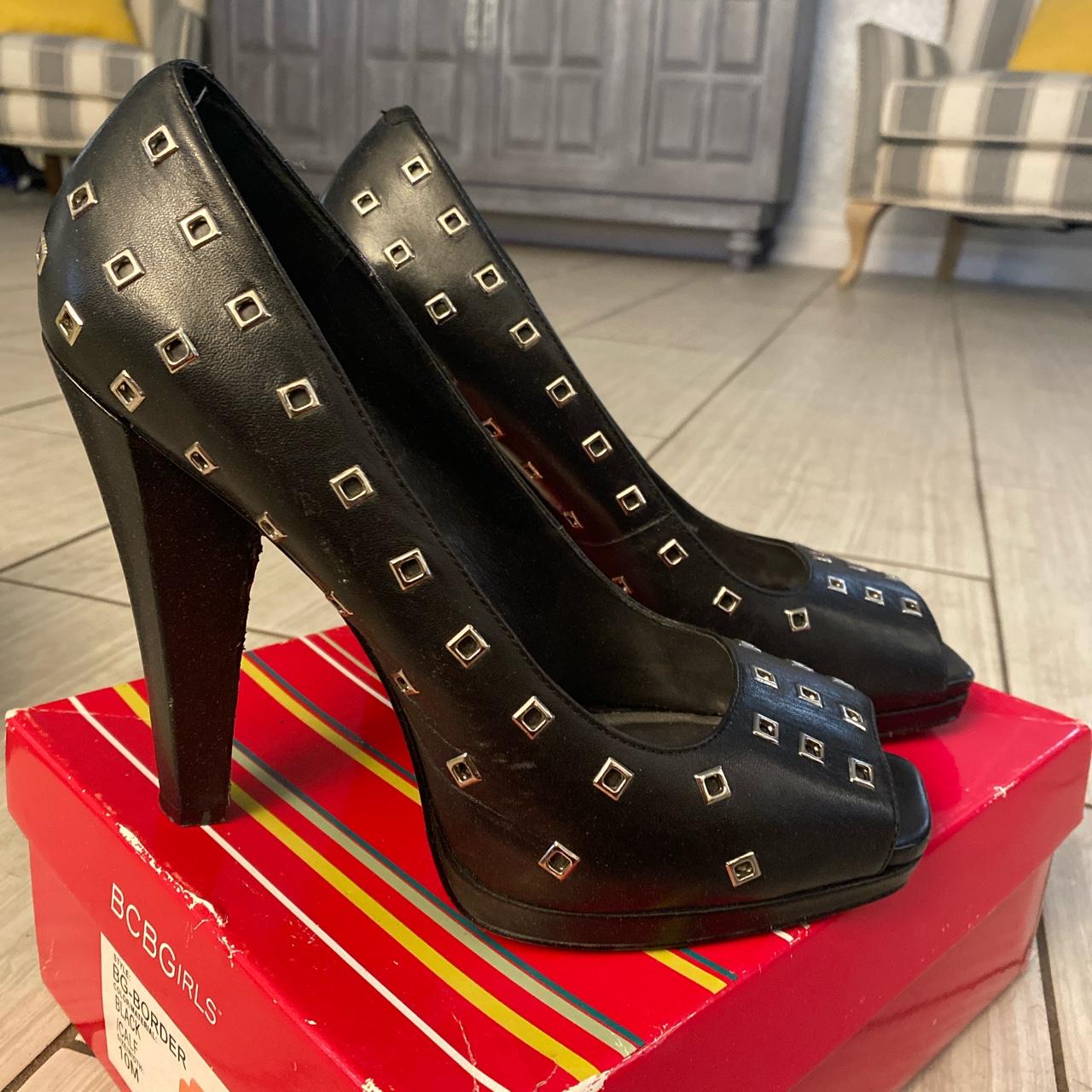 Super vintage BCB girl shoes! Cute for a 2000s look.... - Depop