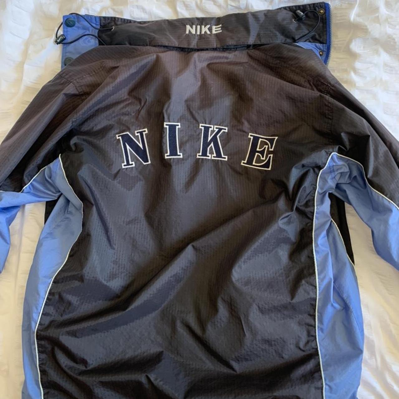 Stunning vintage Nike jacket, in great condition... - Depop