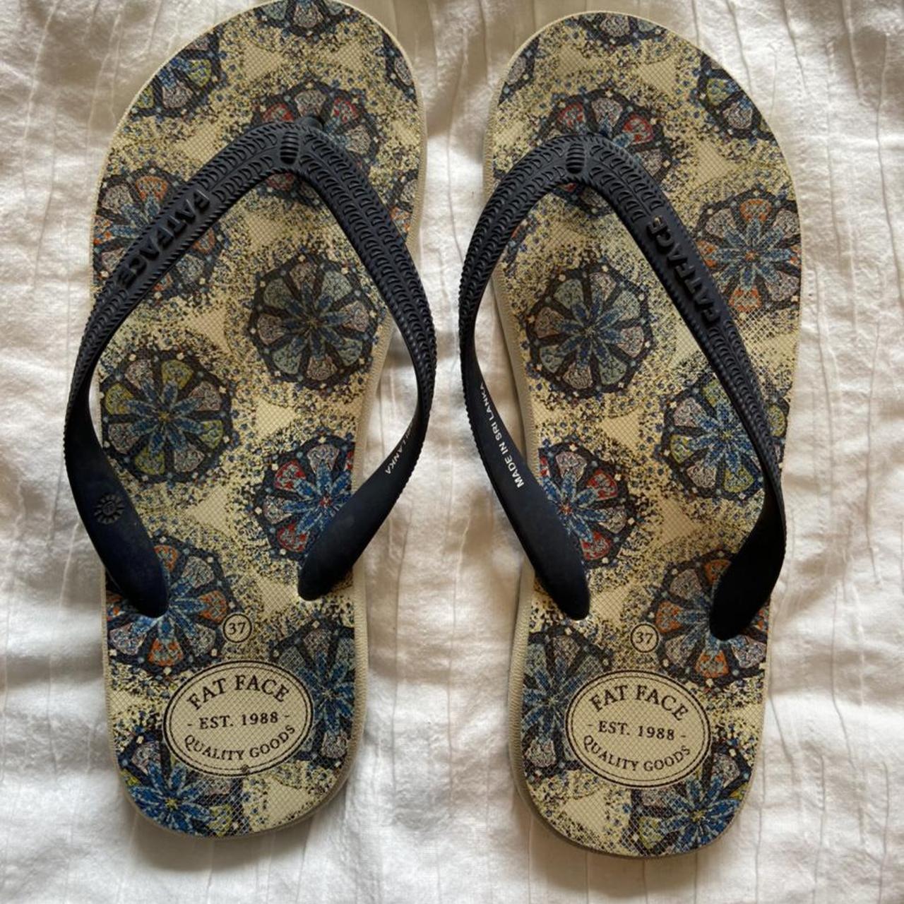 Fat face flipflops, really good condition barely... - Depop