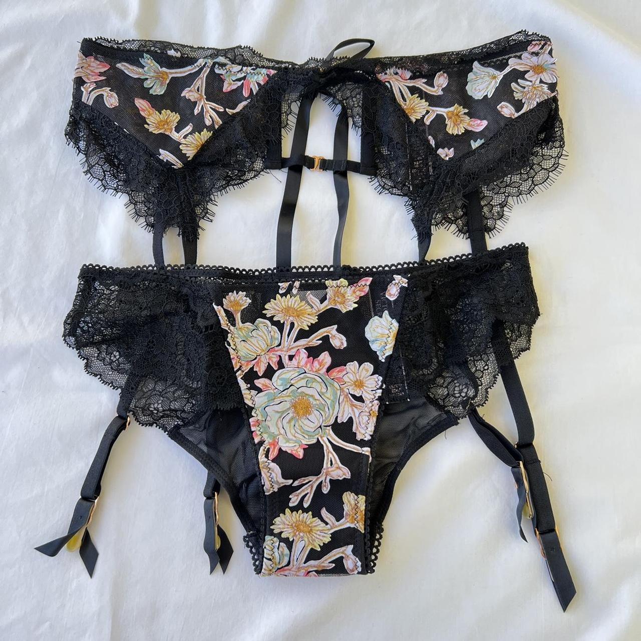 Victoria’s Secret dream angels garter belt and panty... - Depop