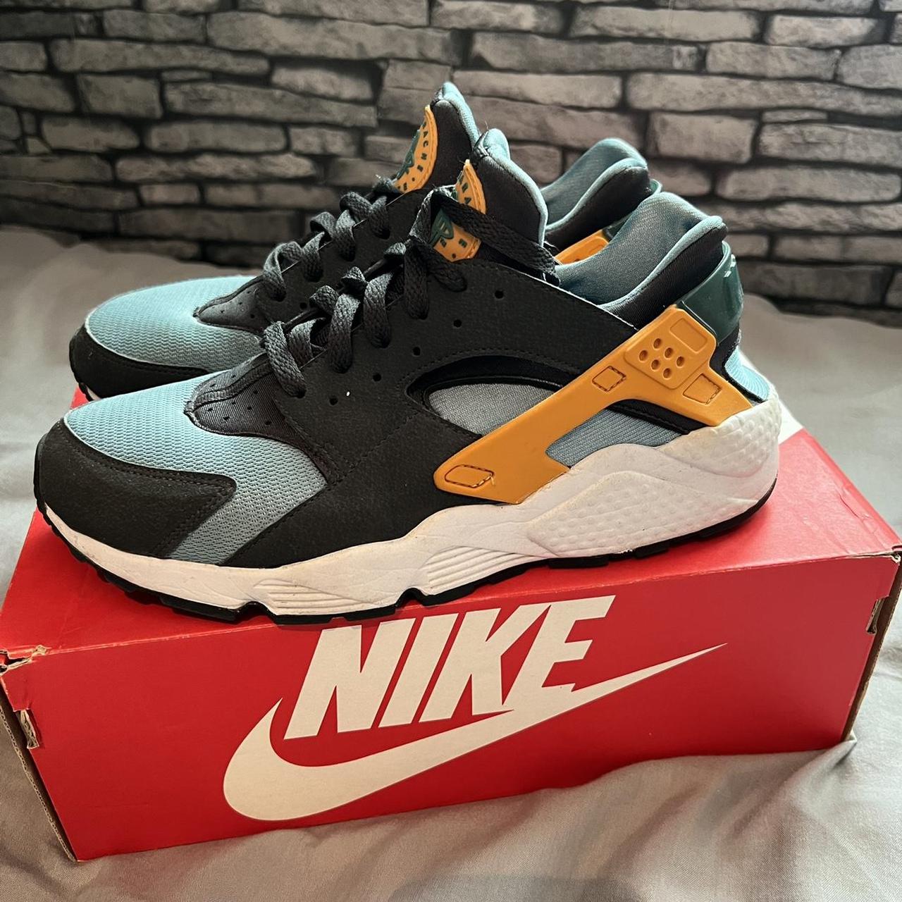 NIKE AIR HUARACHE - CATALINA - UK8 *RARE* #Nike... - Depop