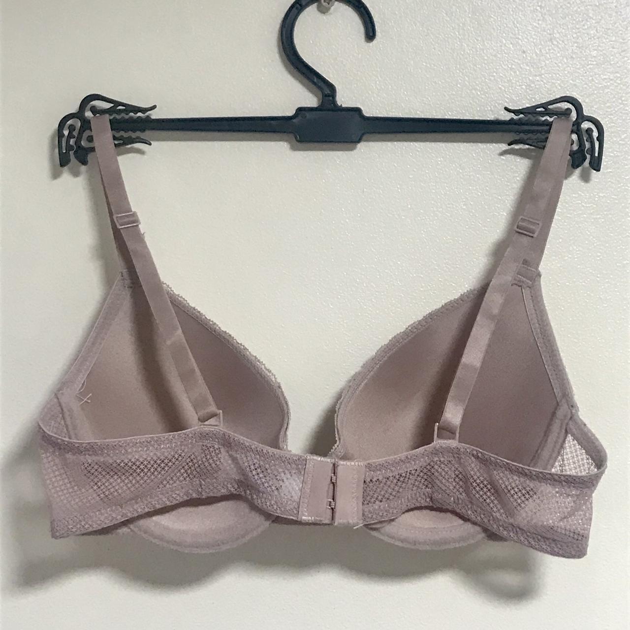purple lace padded underwire bra💜 AT UNI MESSAGE... - Depop