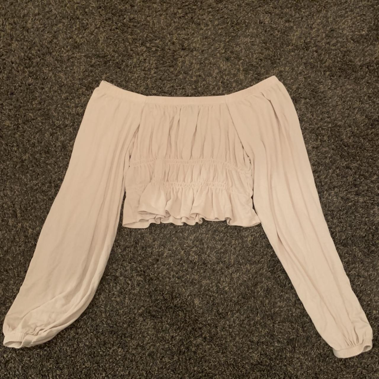 Women's Cream Crop-top | Depop