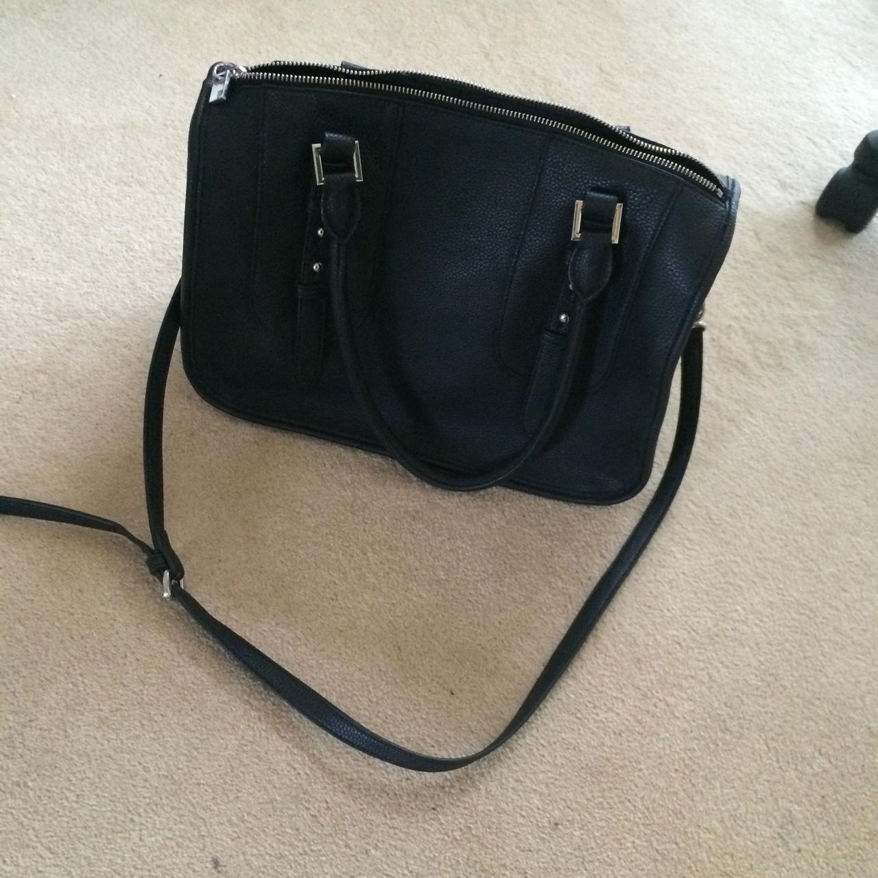 Genuine French Connection Bag! In great condition!... - Depop