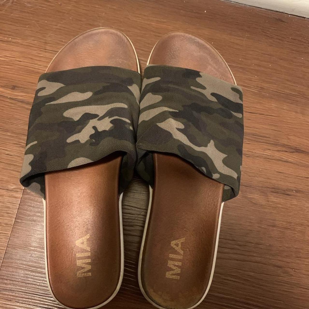 MIA Women's Green and White Slides | Depop