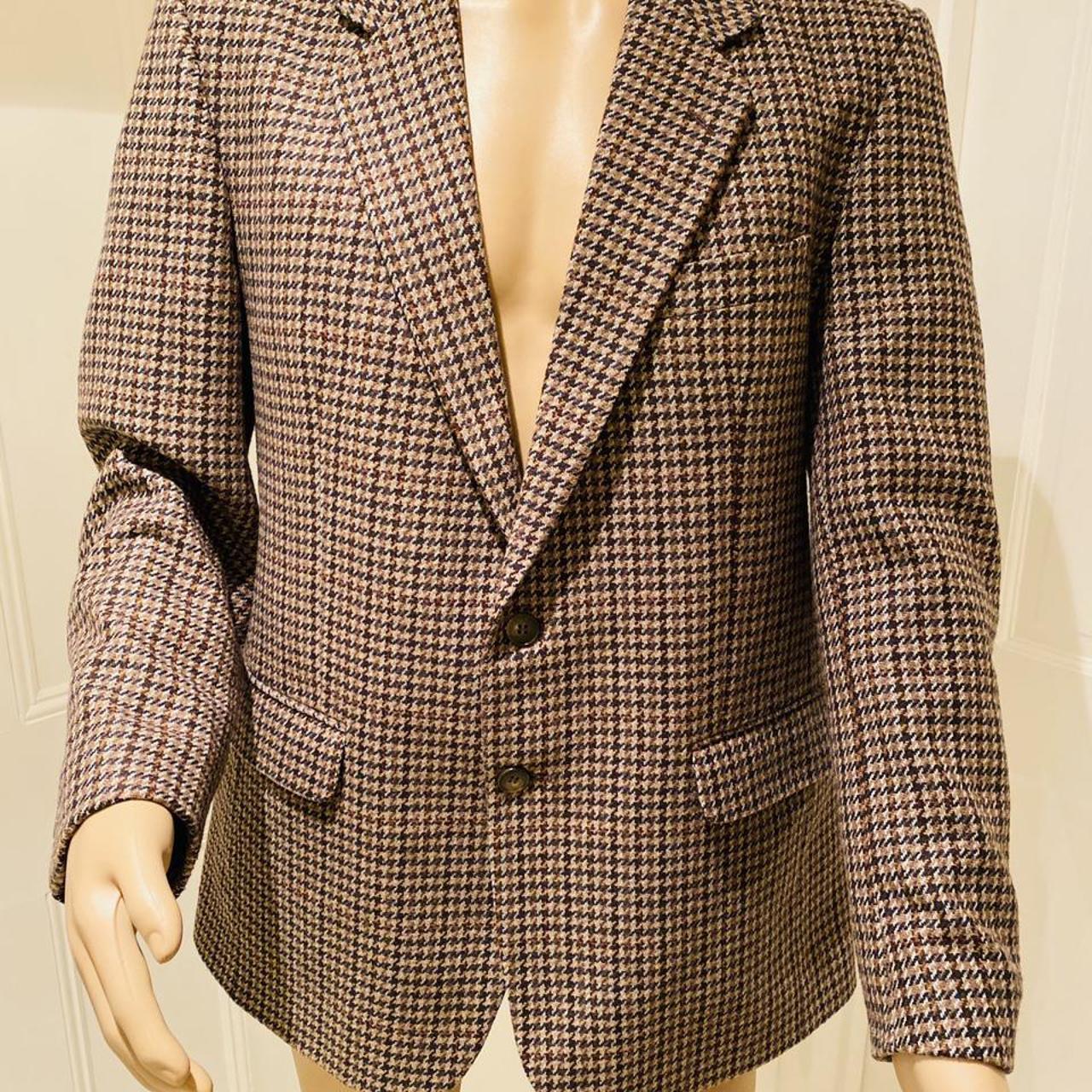 Nice Mens vintage tweed jacket made in England by... - Depop