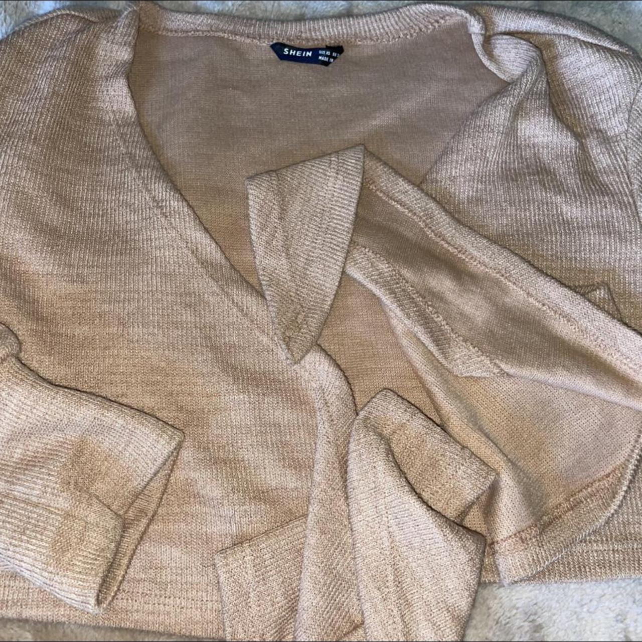 cute tan tie front rib knit crop top great condition... - Depop