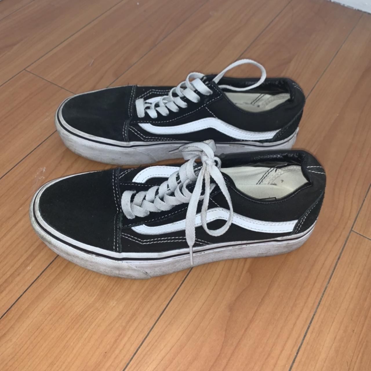 Vans Platform Oldskool black Size 7 women’s 5.5... | Depop