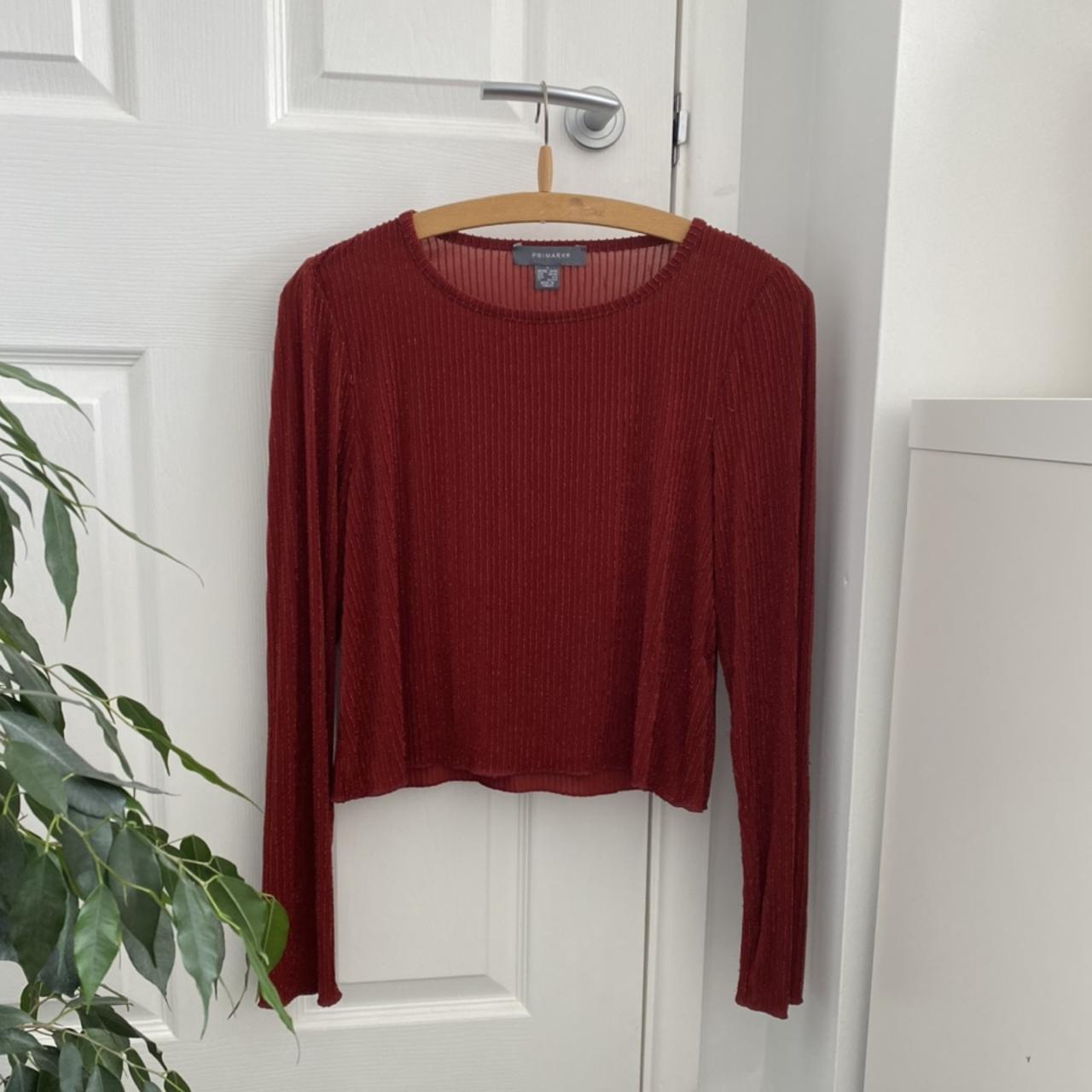 🌶 READ MY BIO 🌶 Primark red glittery top. Size... - Depop