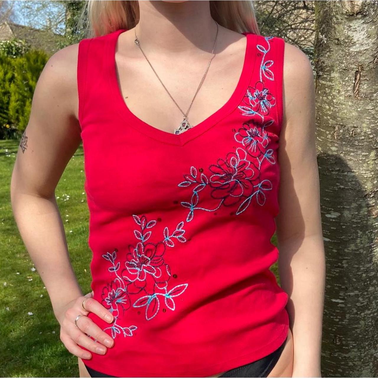 Pretty embroidered floral top 90s tank top Swirly... - Depop