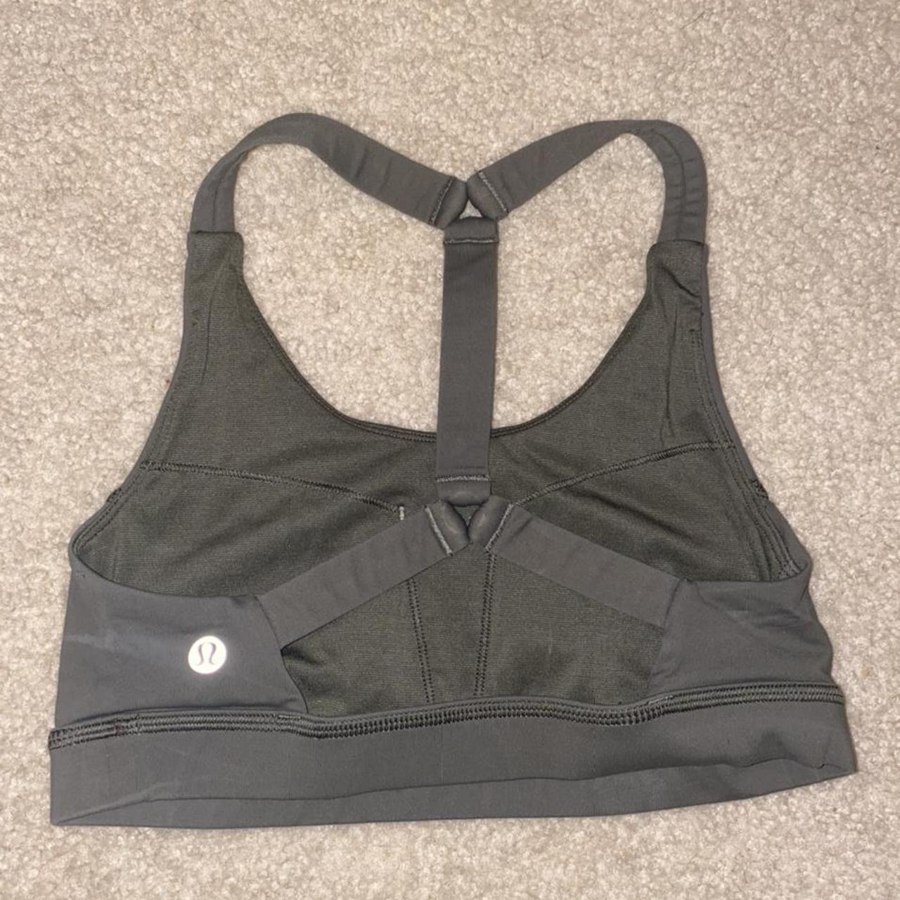Lululemon Women's Vest | Depop
