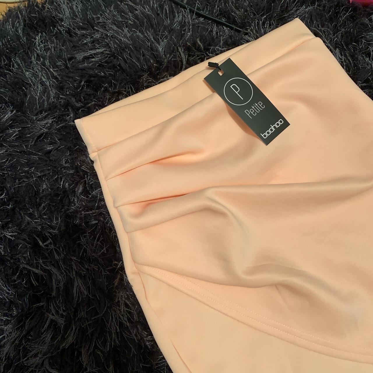 petite Boohoo Millie ruched side Asymmetric midi... - Depop