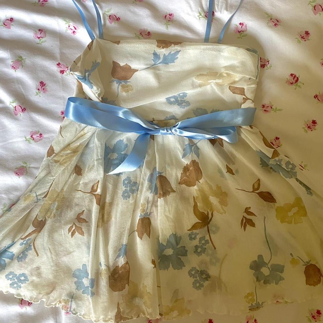 Y2K 2000s VINTAGE MESH BOW TOP Beautiful, y2k, bow... - Depop