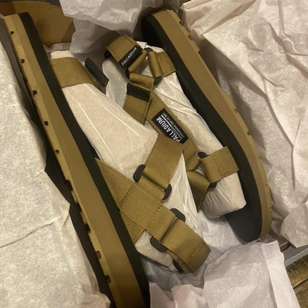 PALLADIUM Outdoorsy Urbanity Olive Velcro Sandals.... - Depop