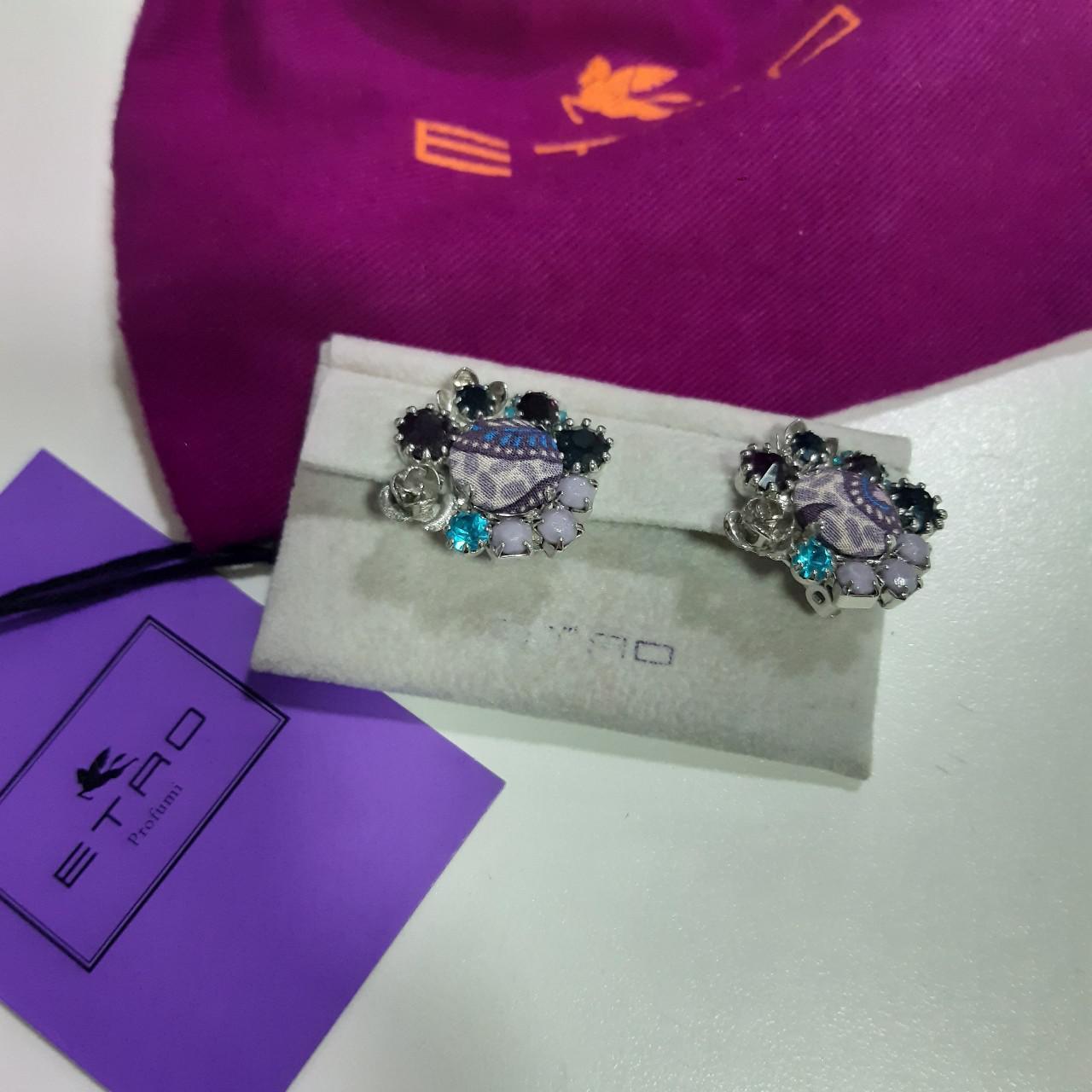 Orecchini nuovi di #Etro con clip. In tessuto con... - Depop