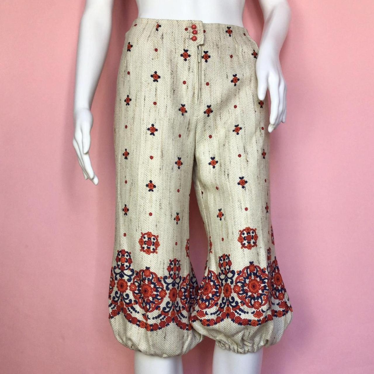 Vintage 1970s Psychedelic Cream & Red Ditsy Boho... - Depop