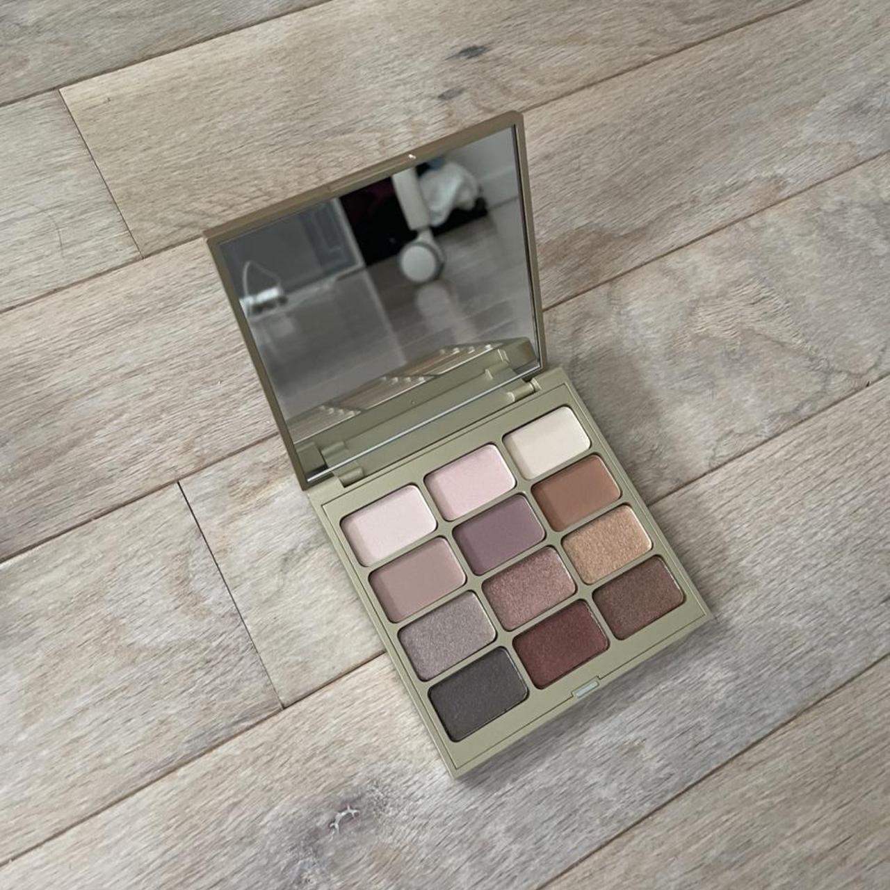 stila matte n’ metal eyeshadow palette brand new - Depop