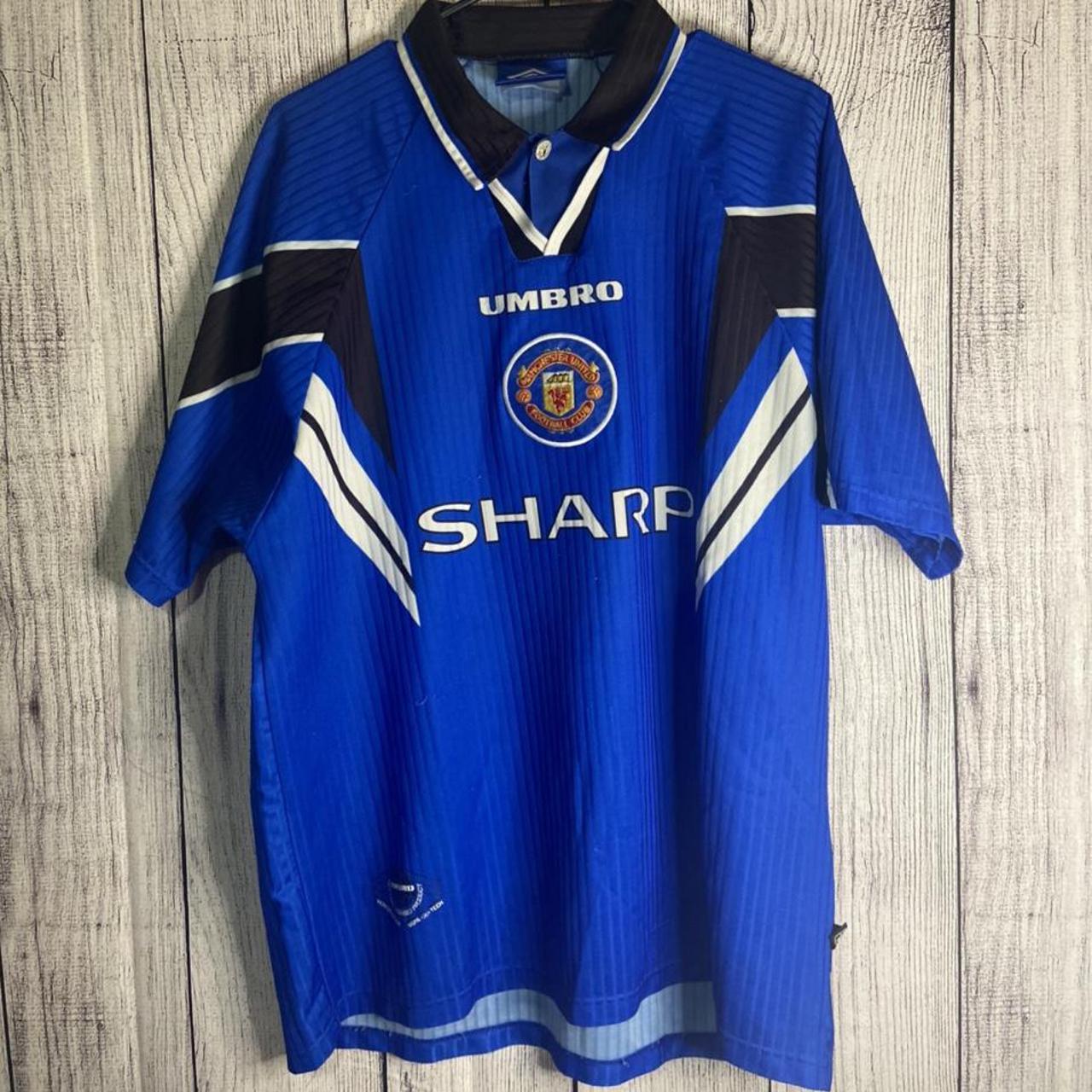Manchester United blue umbro jersey - Depop