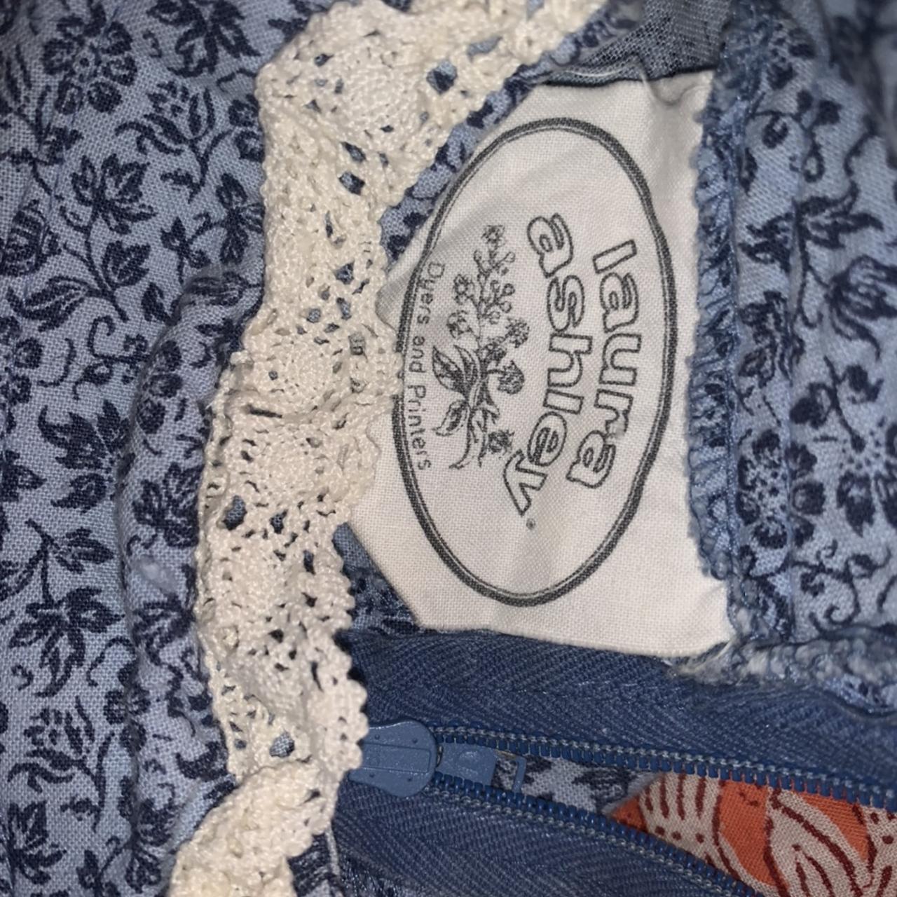 Laura Ashley label - Depop