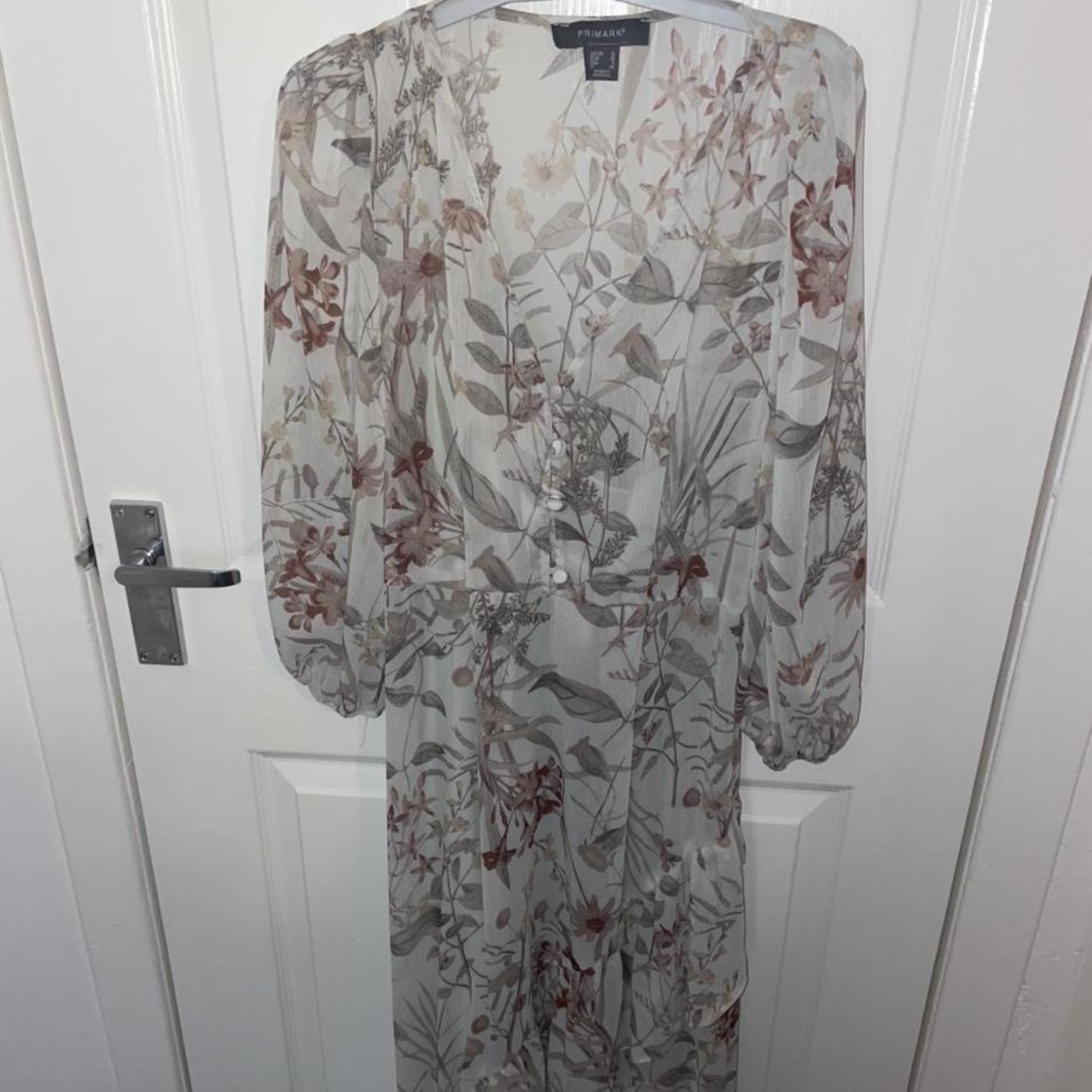 Primark floral dress Comes with cream under dress - Depop