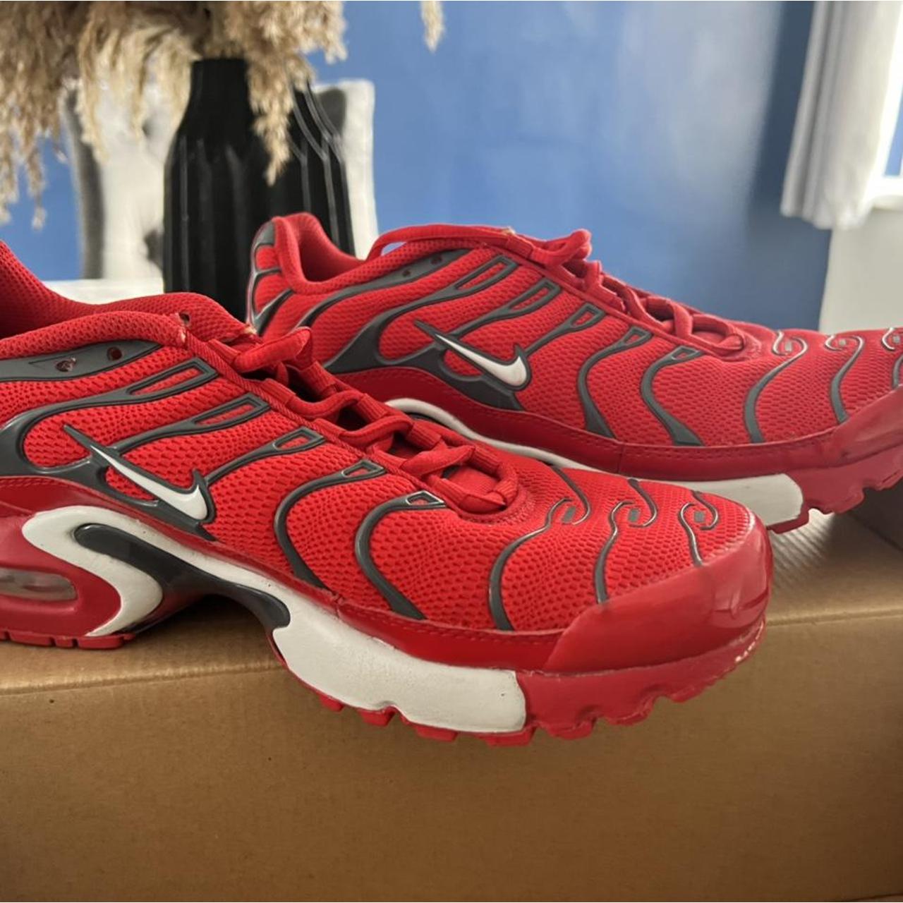 Immaculate condition nike tns Red black and white ... - Depop