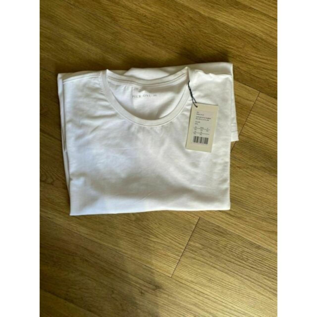 Pier One Men's White T-shirt | Depop