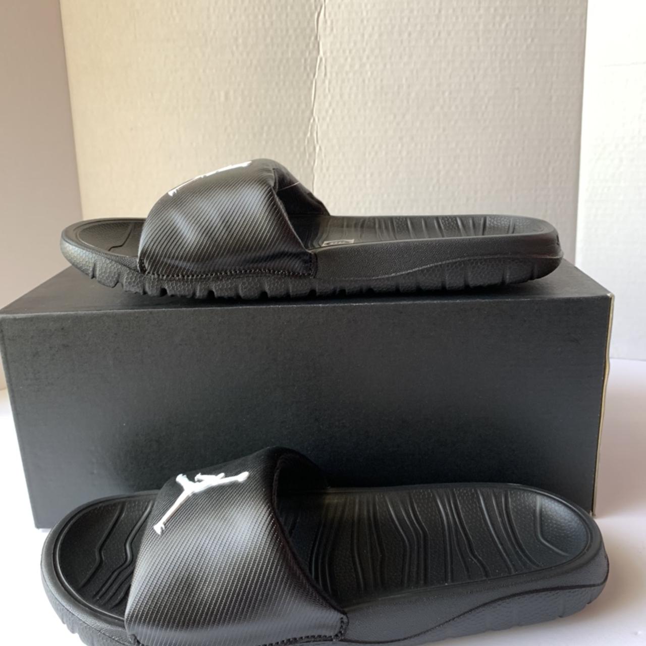 Nike Men's Black Slides | Depop