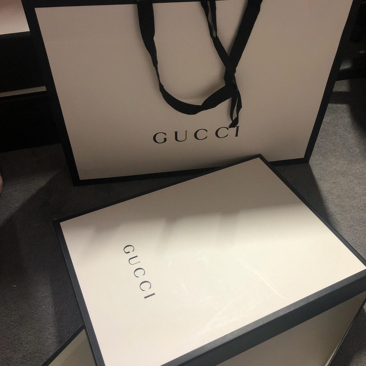 Gucci gift box bag ideal for a scarf 🧣 excellent... - Depop