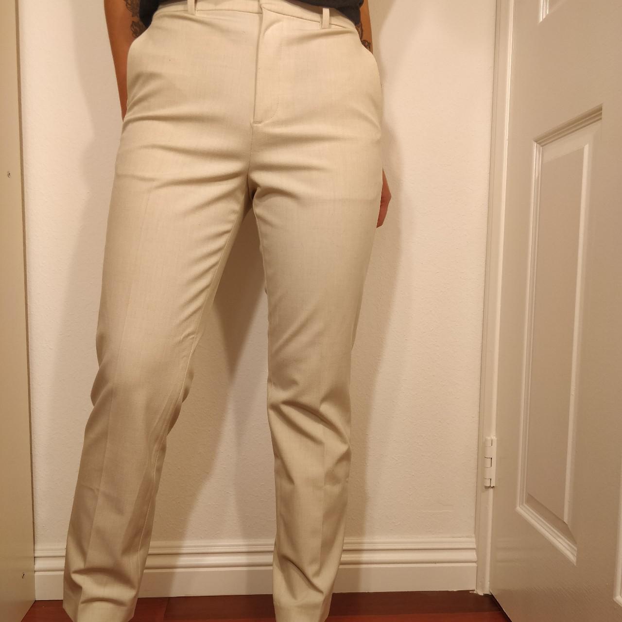 UNIQLO BEIGE SLACKS super cute and worn only once! - Depop