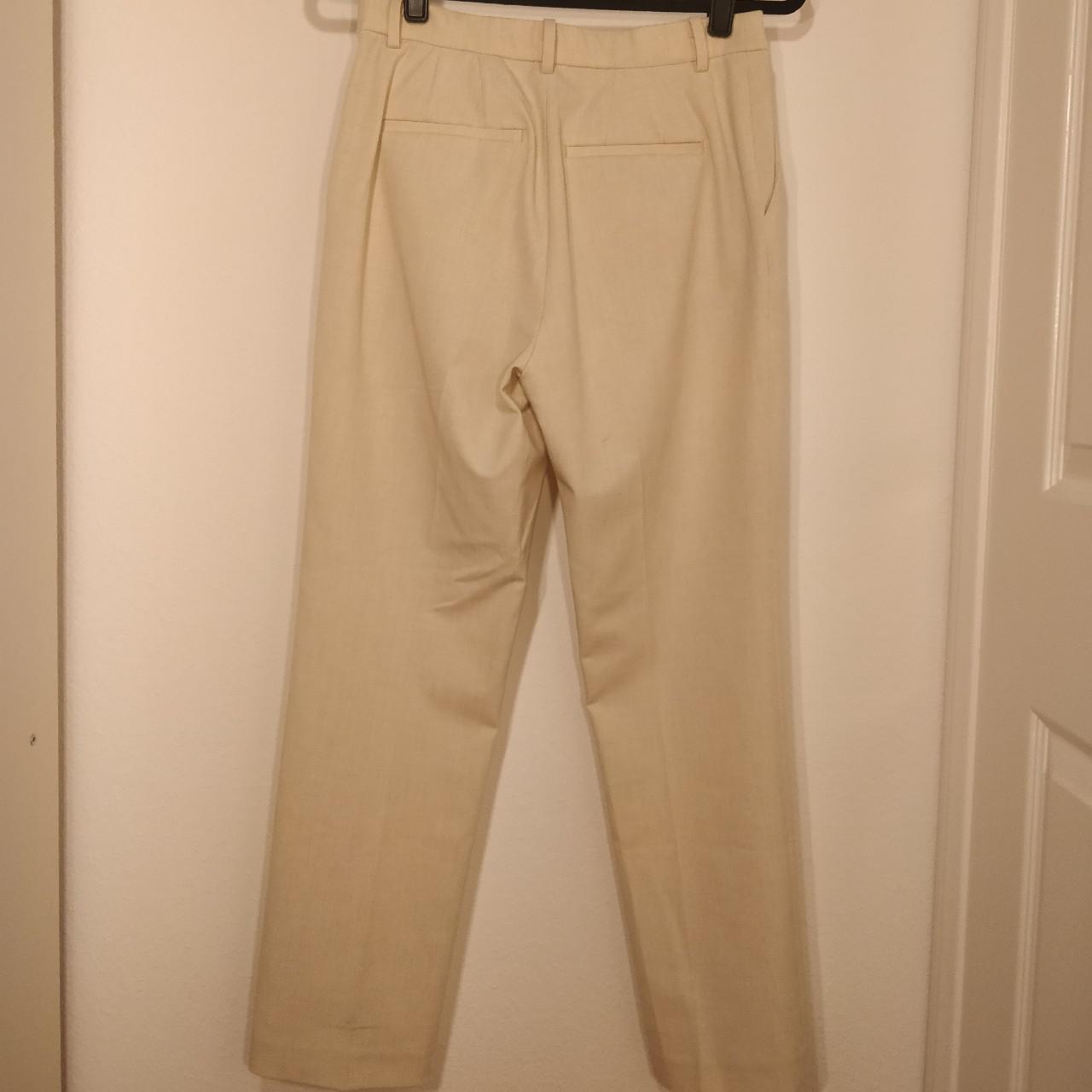 UNIQLO BEIGE SLACKS super cute and worn only once! - Depop