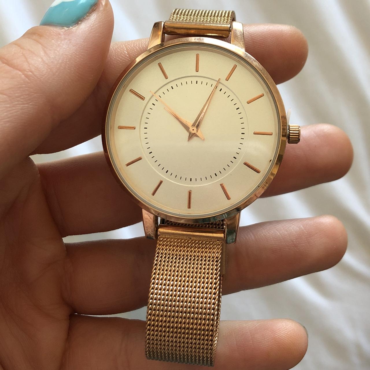 H&M gold watch, never worn No longer works - Depop