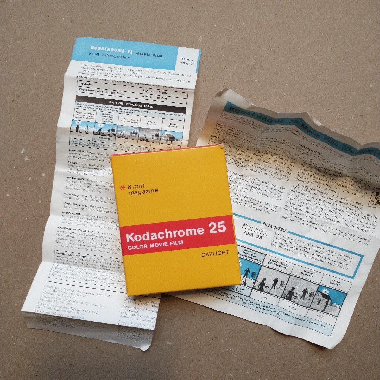 Bell & Howell Filmo AUTO-8 - 8mm movie camera with... - Depop