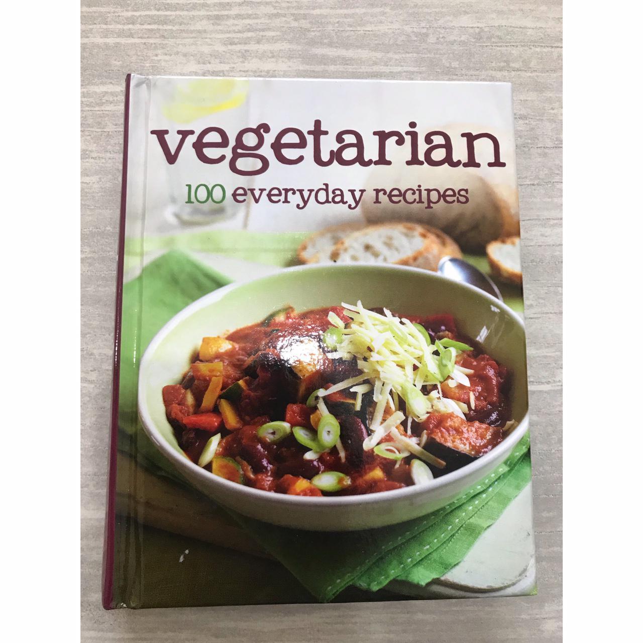 VEGETARIAN: 100 EVERYDAY RECIPES... - Depop