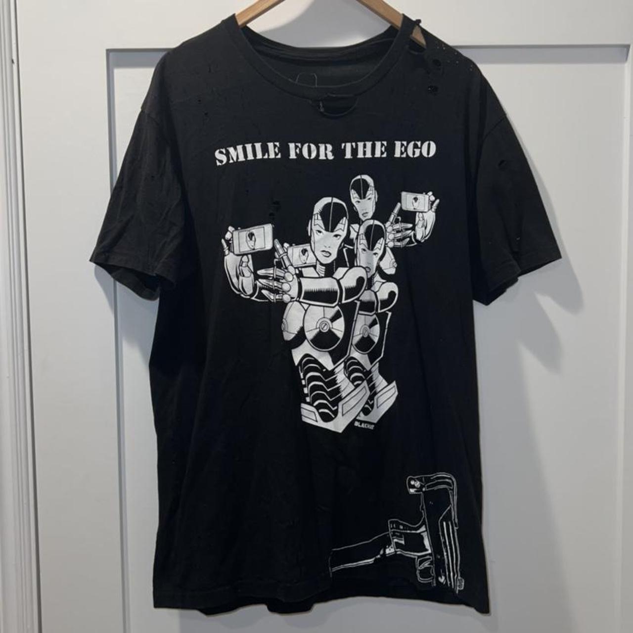 Smile for the ego t - Depop